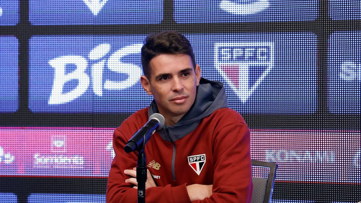 Oscar anuncia aposentadoria aos 34 anos após mal súbito durante exames ...