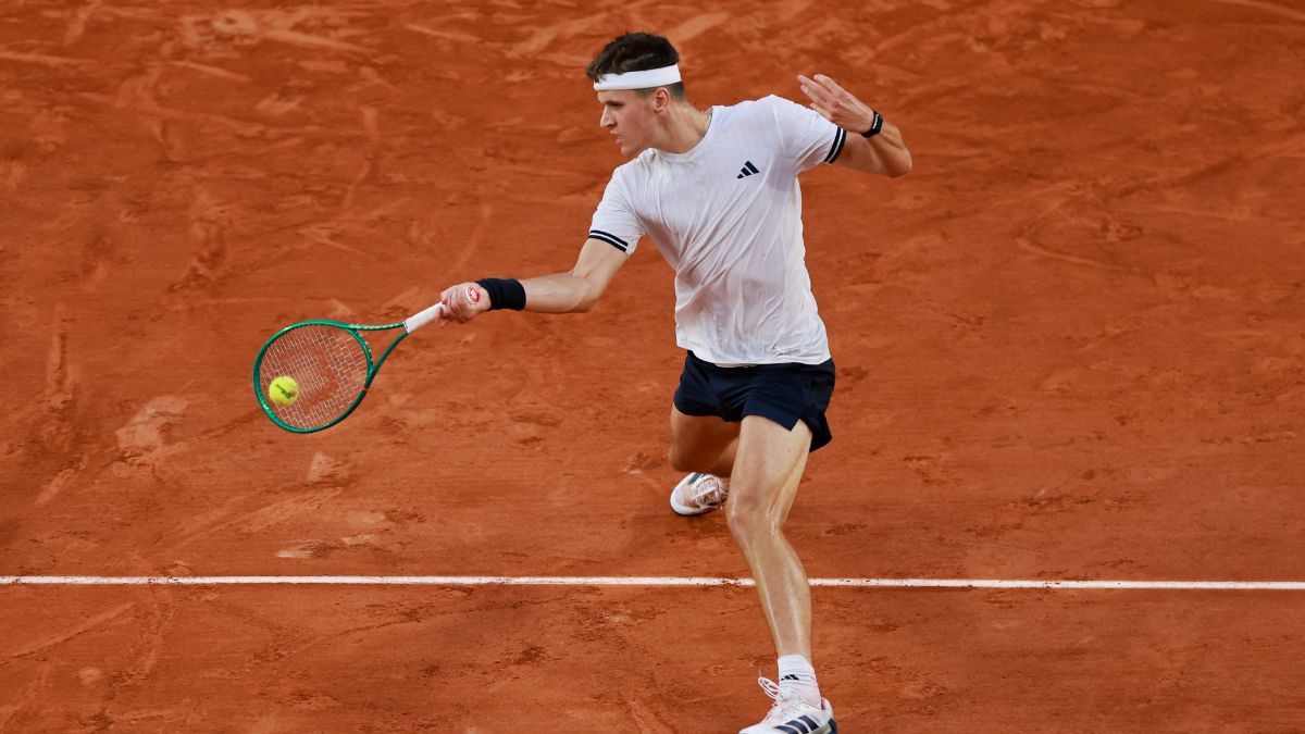 João Fonseca conhece adversário das quartas de Roland Garros | TMC