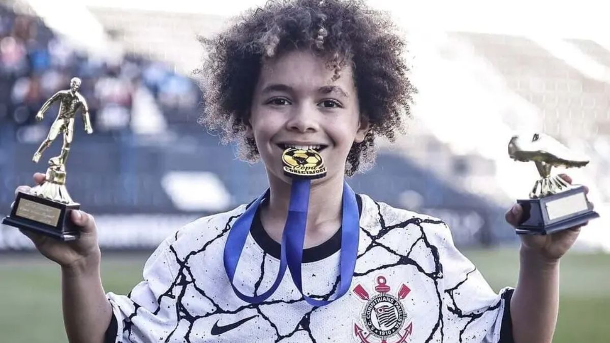 Corinthians rebate família e diz que Flora já foi oferecido para dois ...