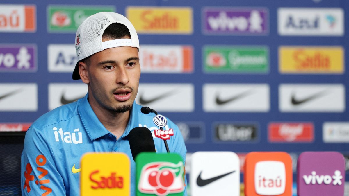 Martinelli pondera sobre substituir Raphinha na ponta-direita da ...